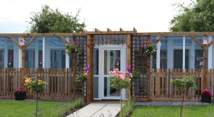 Longcroft Luxury Cat Hotel Norbury - Boarding Cattery in Croydon, London